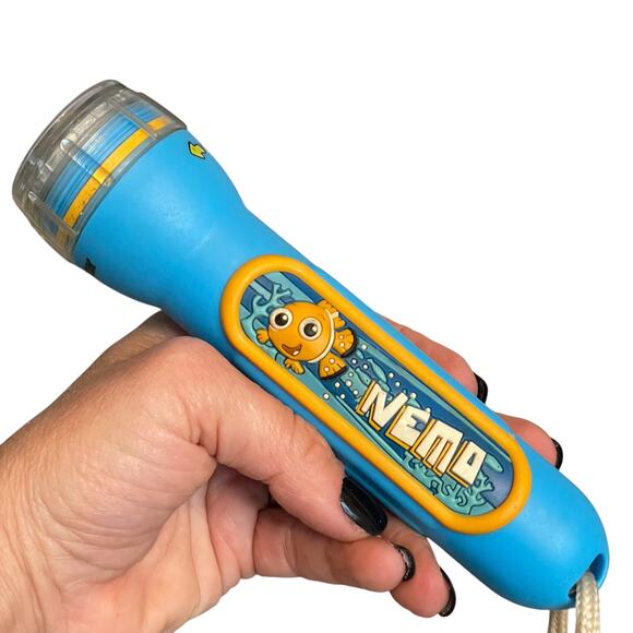 Pixar | Other | Finding Nemo Dory Flashlight Energizer Vintage Disney ...